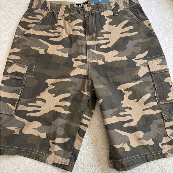 RW&CO. | Shorts | Rw Camo Cargo Shorts | Poshmark